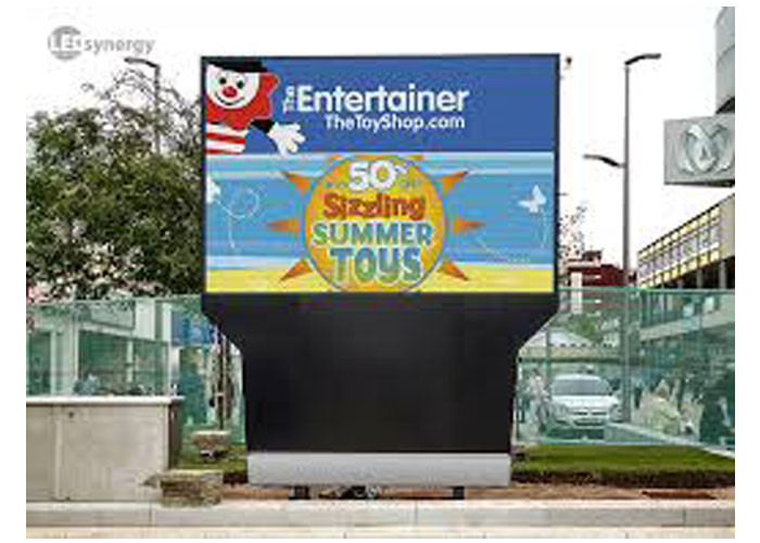 High Resolution Outdoor LED Displays 10mm RGB Real Pixels For Landmarks ...