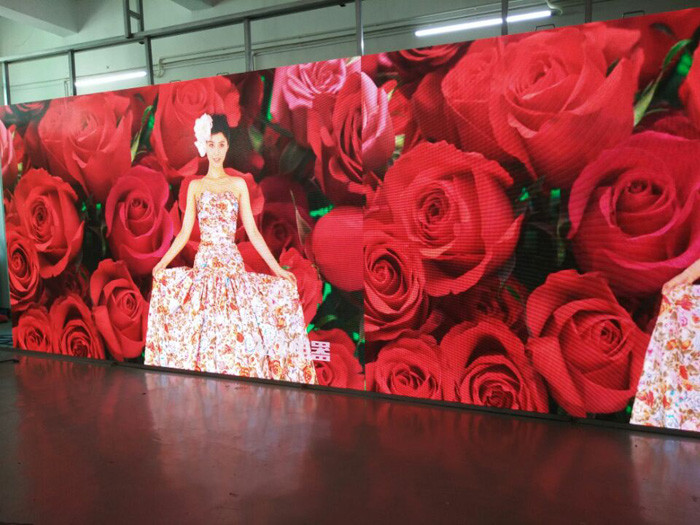 P6 Outdoor LED Displays , Outdoor Led Advertising Screens With LINSN ...